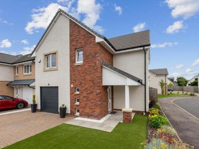 4 Bedroom Detached House For Sale In Bridge Of Earn, Perthshire