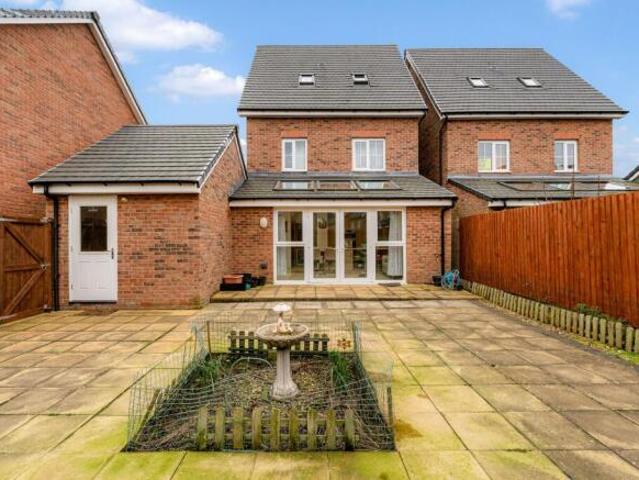 4 bedroom detached house for sale in Bridge Field Road, Halewood, L26
