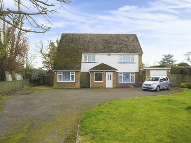 4 Bedroom Detached House For Sale In Bridge Road