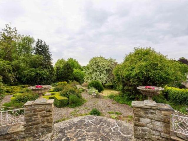 4 bedroom detached house for sale in Bridgemount, Thorp Arch Park, LS23