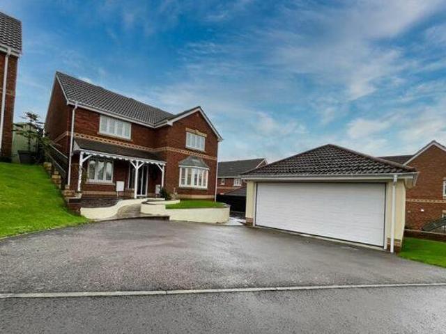 4 Bedroom Detached House For Sale In Bridgend