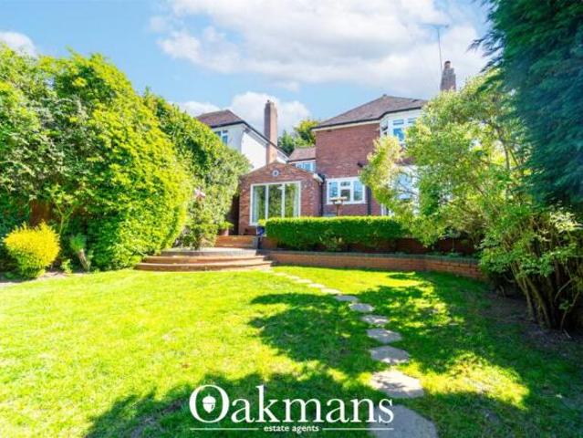 4 bedroom detached house for sale in Bristol Road South, Northfield, Birmingham, B31