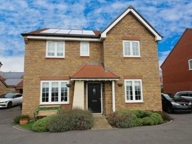 4 Bedroom Detached House For Sale In Bristol, Somerset