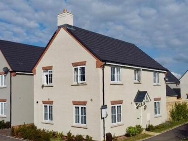 4 Bedroom Detached House For Sale In Brockworth