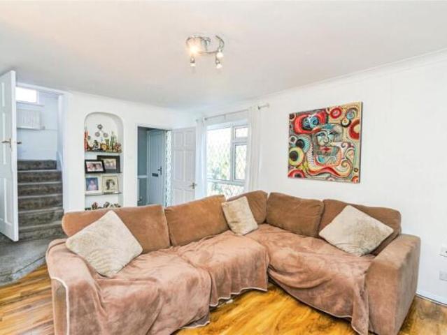 4 bedroom detached house for sale in Broadwater Road, SOUTHAMPTON, Hampshire, SO18
