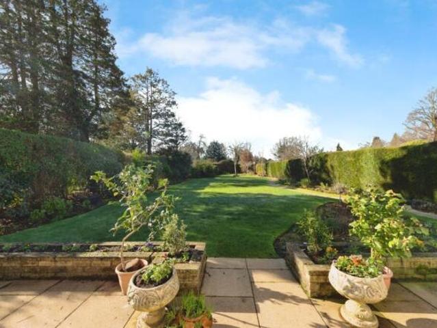 4 bedroom detached house for sale in Broad Oaks Road, Solihull, West Midlands, B91