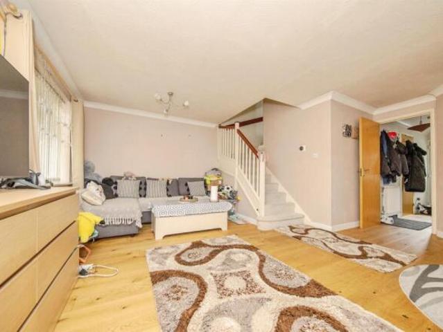 4 bedroom detached house for sale in Broad Meadow, Ipswich, IP8