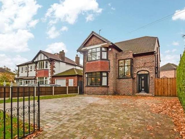 4 bedroom detached house for sale in Broad Road Sale M33 M33