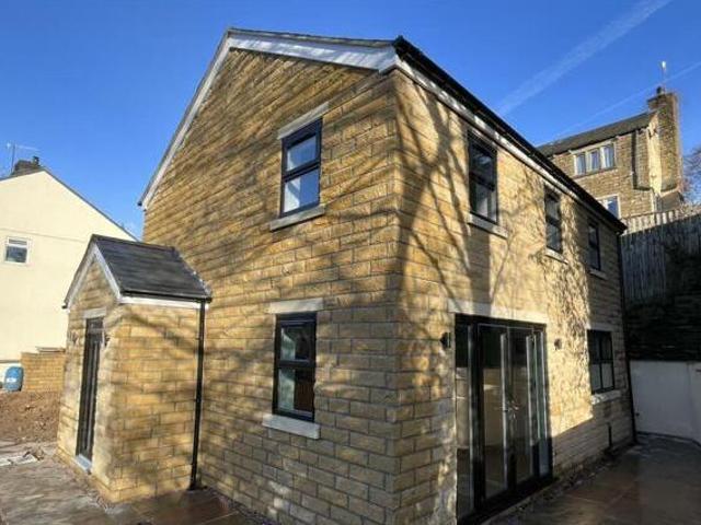 4 Bedroom Detached House For Sale In Broadbottom