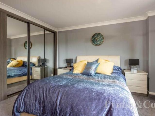 4 bedroom detached house for sale in Broadhurst Road, Norwich, NR4