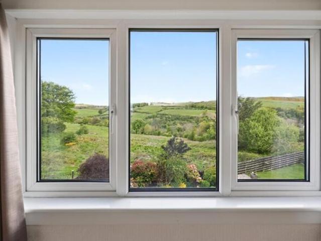 4 bedroom detached house for sale in Broadlie Road, Neilston, Glasgow, G78