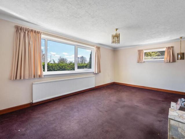 4 bedroom detached house for sale in Broomfield Avenue, Newton Mearns, G77