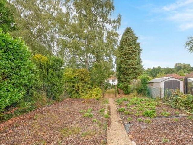 4 bedroom detached house for sale in Brookdene Avenue, Watford, Hertfordshire, WD19