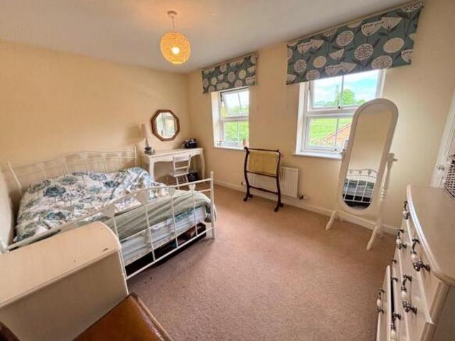 4 bedroom detached house for sale in Brooks Close, Wootton Fields, Northampton NN4