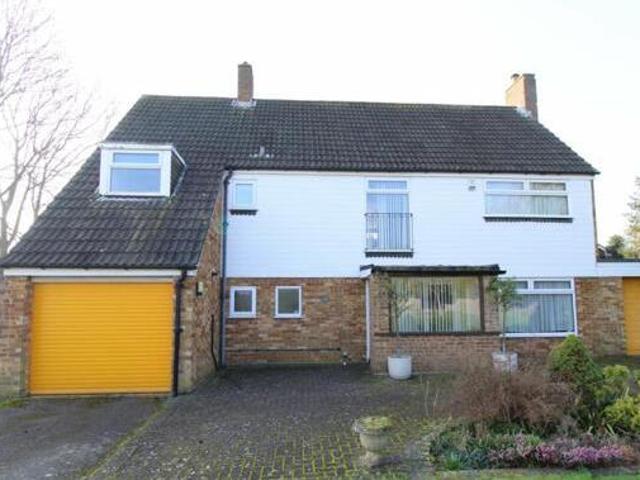 4 Bedroom Detached House For Sale In Bromley