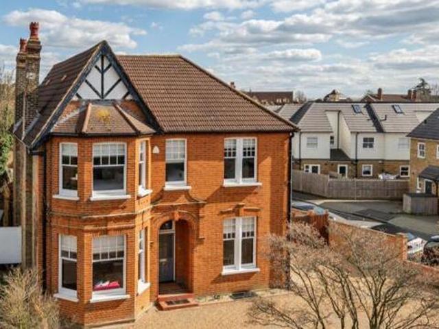 4 Bedroom Detached House For Sale In Bromley