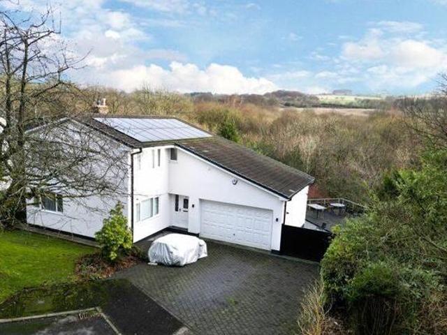4 Bedroom Detached House For Sale In Bromley Cross, Bolton