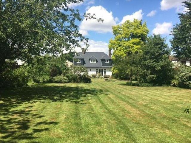 4 Bedroom Detached House For Sale In Bromley, Kent