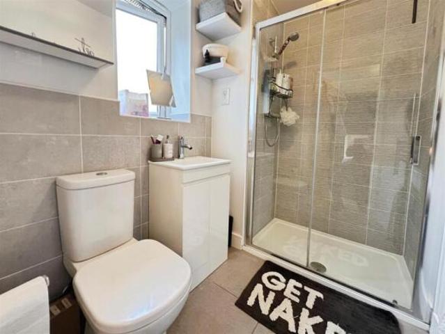 4 bedroom detached house for sale in Brompton Drive, Apperley Bridge, BD10 0DQ, BD10