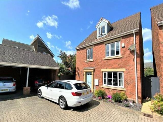 4 Bedroom Detached House For Sale In Broughton, Milton Keynes
