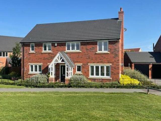 4 Bedroom Detached House For Sale In Broughton Astley, Leicester