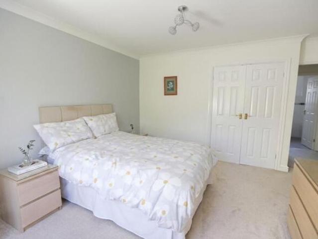 4 bedroom detached house for sale in Butterstile Close, Prestwich, M25