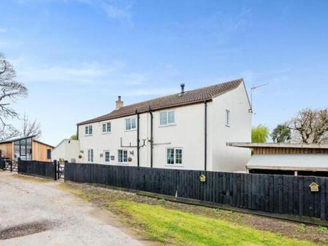 4 Bedroom Detached House For Sale In Butterwick