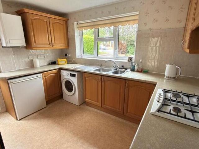 4 bedroom detached house for sale in Butts Hill Road, Woodley, Reading, Berkshire, RG5