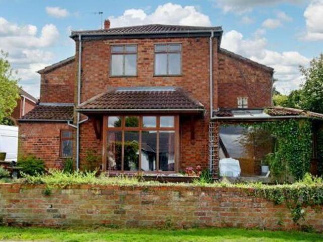 4 Bedroom Detached House For Sale In Bucknall, Woodhall Spa