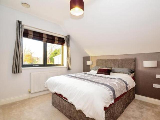 4 bedroom detached house for sale in Bucknalls Drive, St. Albans, AL2