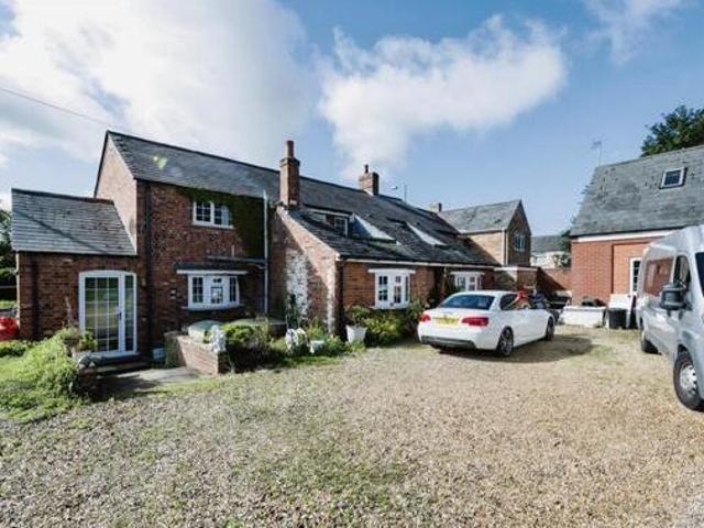 4 Bedroom Detached House For Sale In Buckden