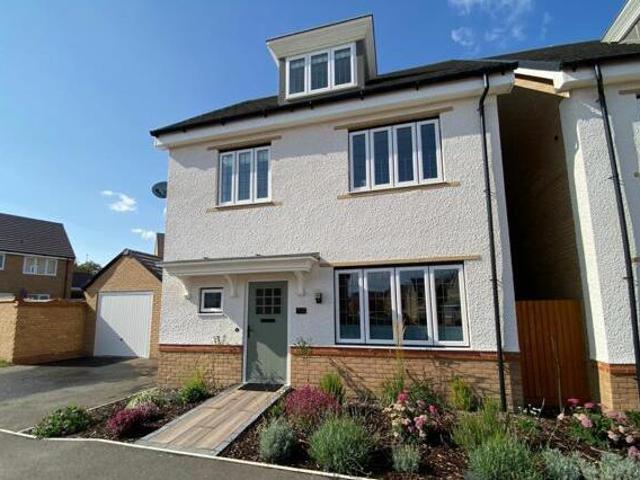 4 Bedroom Detached House For Sale In Buckden