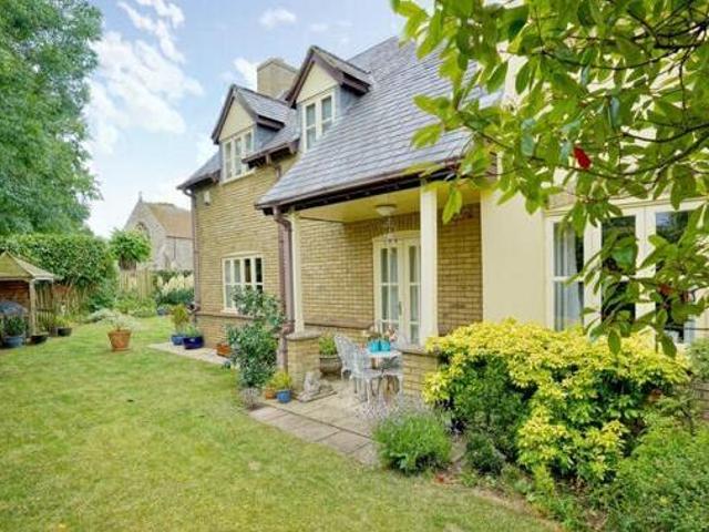 4 Bedroom Detached House For Sale In Buckworth, Huntingdon