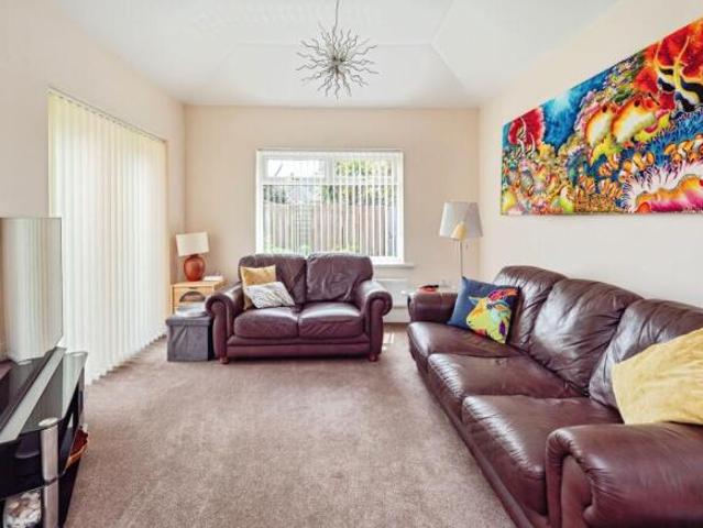 4 bedroom detached house for sale in Budworth Park, Hull, HU7
