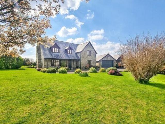 4 Bedroom Detached House For Sale In Builth Wells