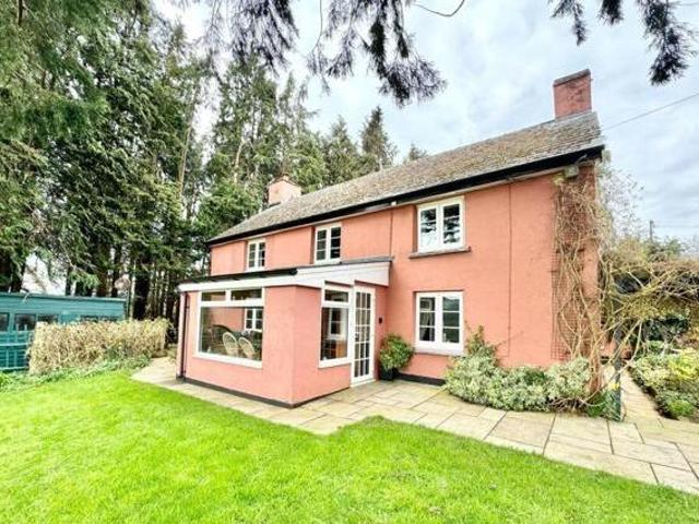 4 Bedroom Detached House For Sale In Builth Wells