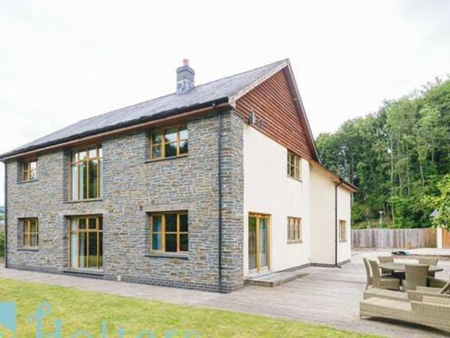 4 Bedroom Detached House For Sale In Builth Wells