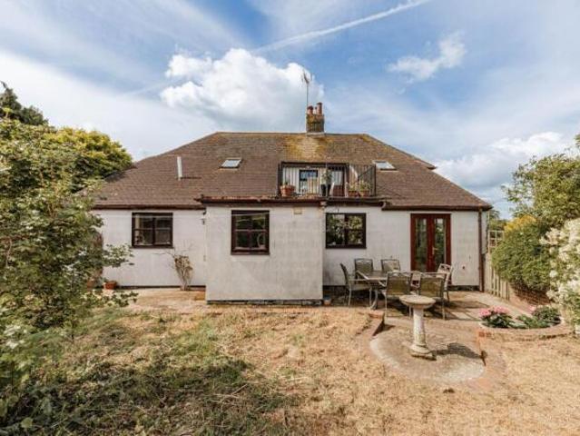 4 bedroom detached house for sale in Bull Lane, Boughton Under Blean, ME13