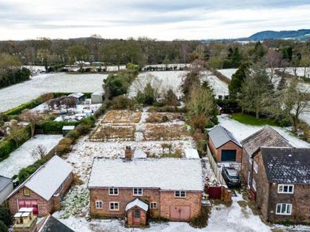 4 Bedroom Detached House For Sale In Bunbury