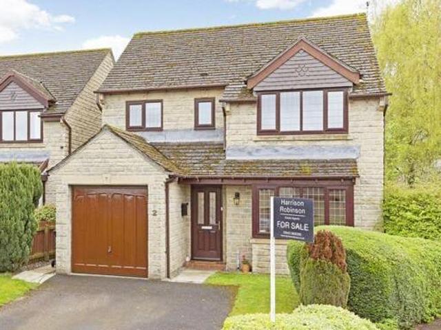 4 Bedroom Detached House For Sale In Burley In Wharfedale