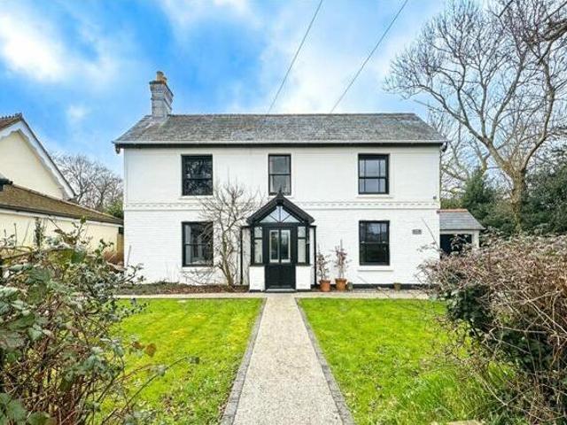 4 Bedroom Detached House For Sale In Burley, Ringwood
