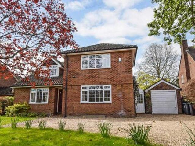 4 Bedroom Detached House For Sale In Burnham