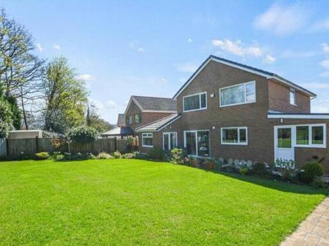 4 Bedroom Detached House For Sale In Burnley