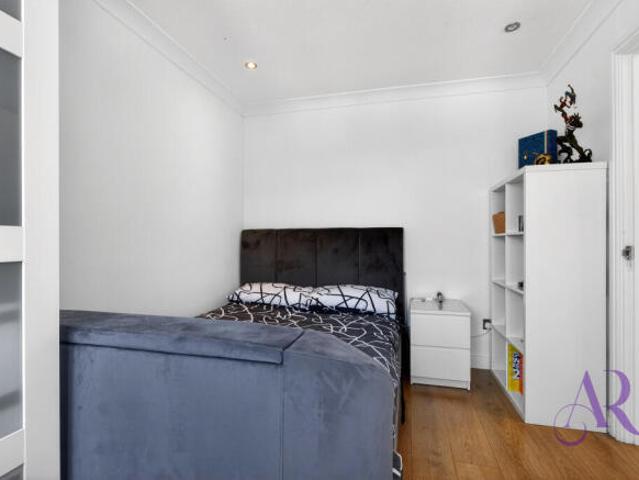 4 bedroom detached house for sale in Burns Close, Newport Pagnell, MK16