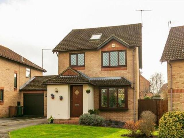 4 Bedroom Detached House For Sale In Burpham