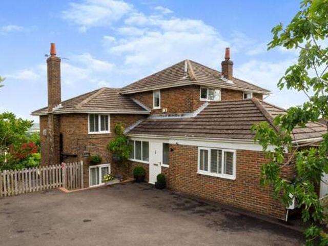 4 Bedroom Detached House For Sale In Burwash Common