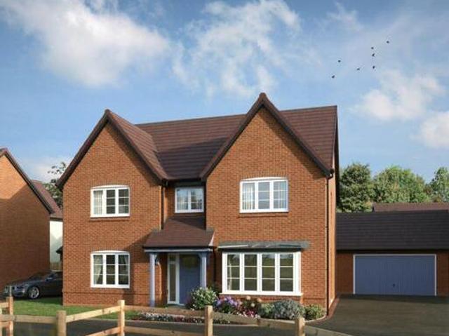4 Bedroom Detached House For Sale In Burton on trent