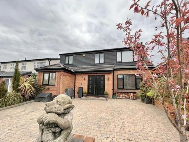 4 Bedroom Detached House For Sale In Bury, Lancashire