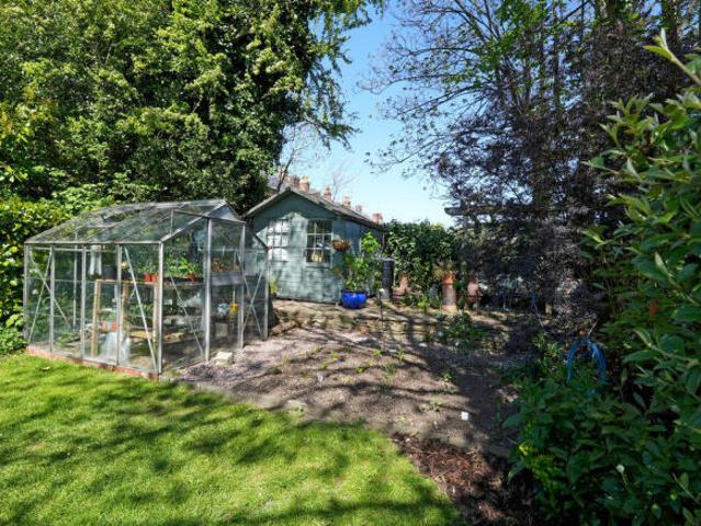 4 bedroom detached house for sale in Byron Road, Nether Edge, S7