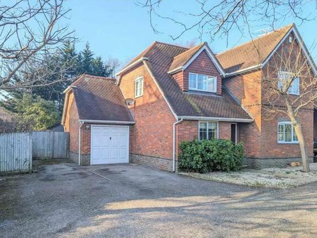 4 bedroom detached house for sale in Godfrey Close College Town Sandhurst Berkshire GU47